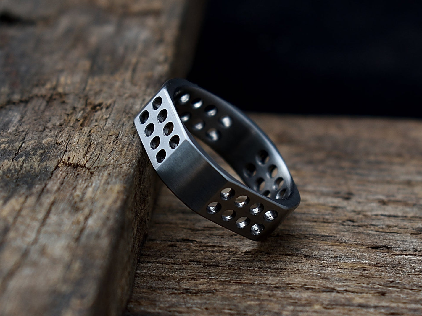 Handcrafted solid titanium men's wedding ring - modern style – Richter ...