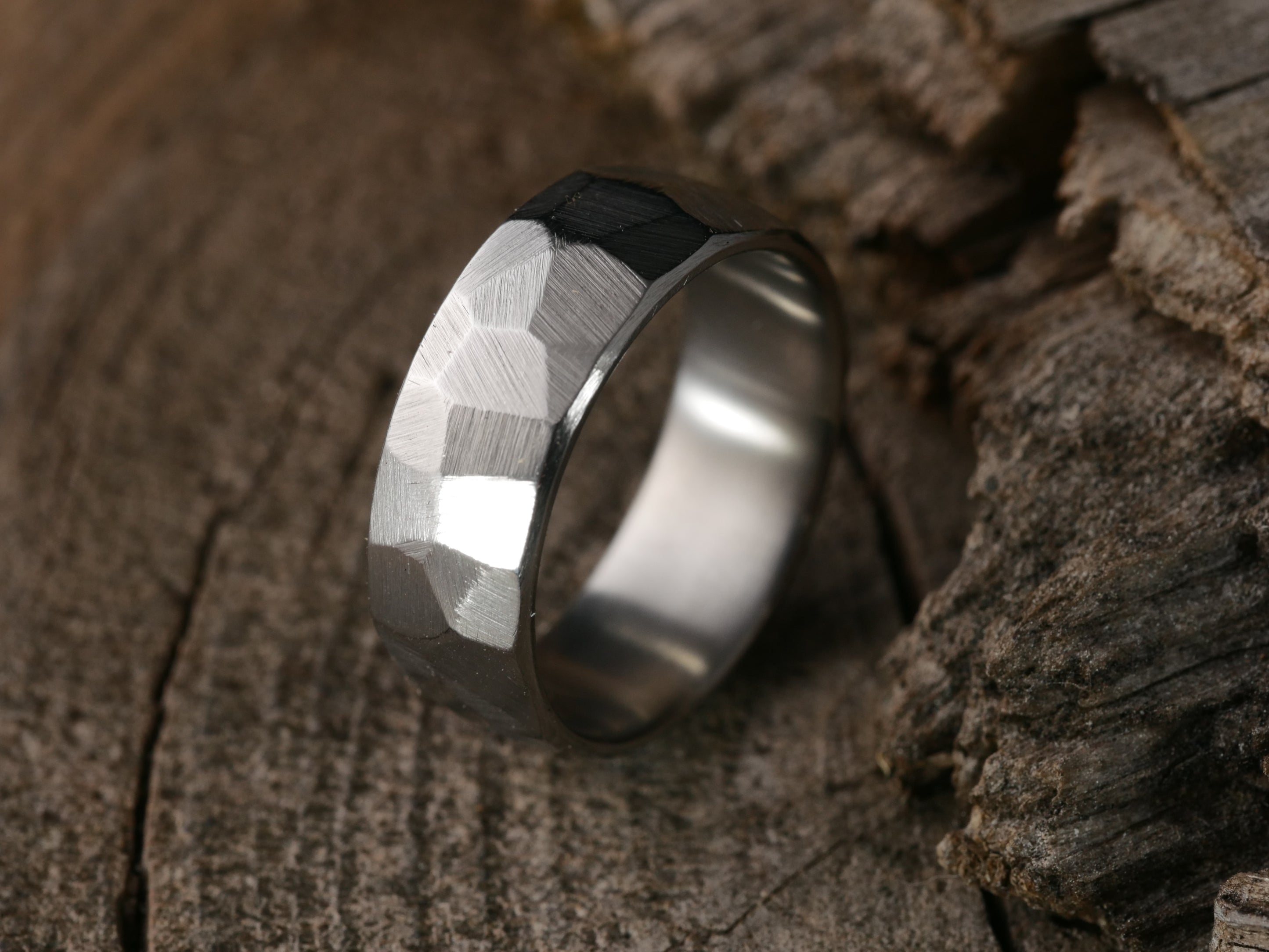 Ridge - Natural Titanium – Richter Scale Rings